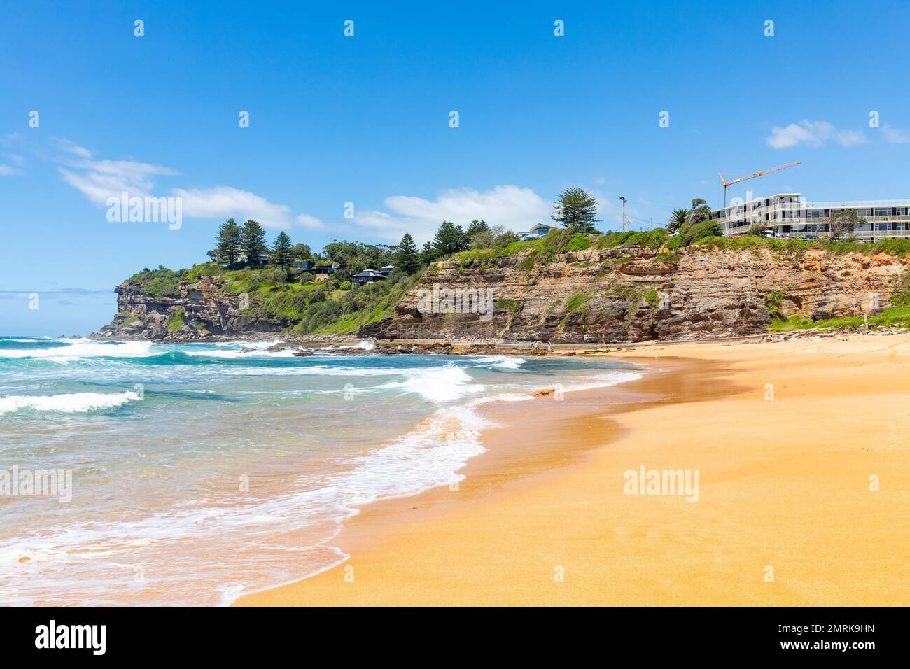Summer 2023,Avalon Beach Sydney Australia blue sky day with sandy beach ...
