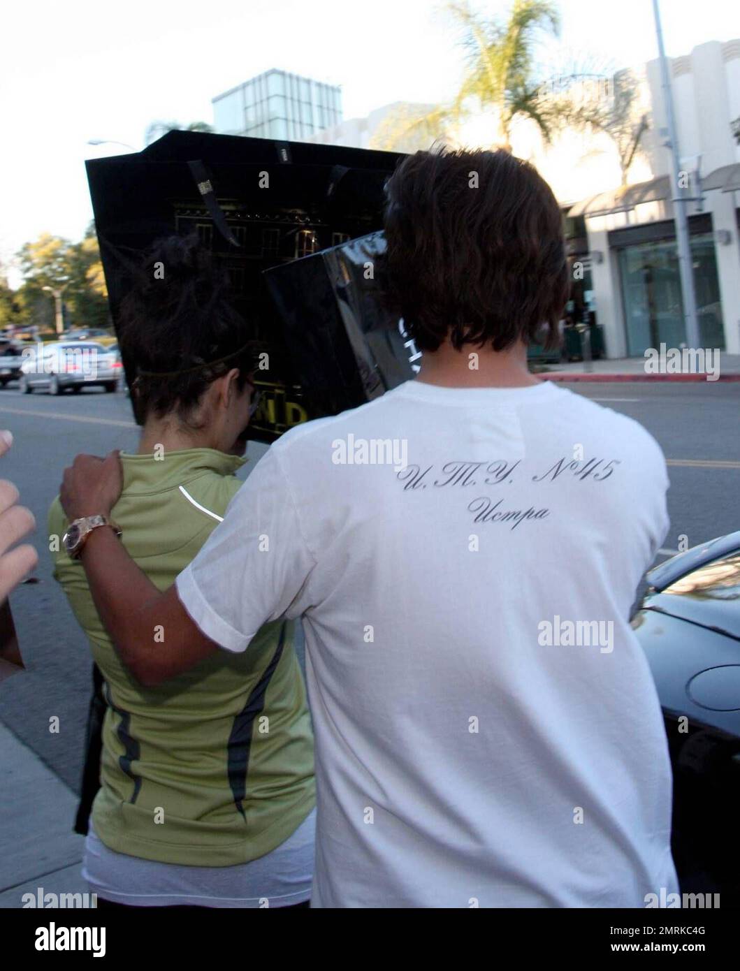 Kim Kardashian uses some of her favorite designers to hide from ...