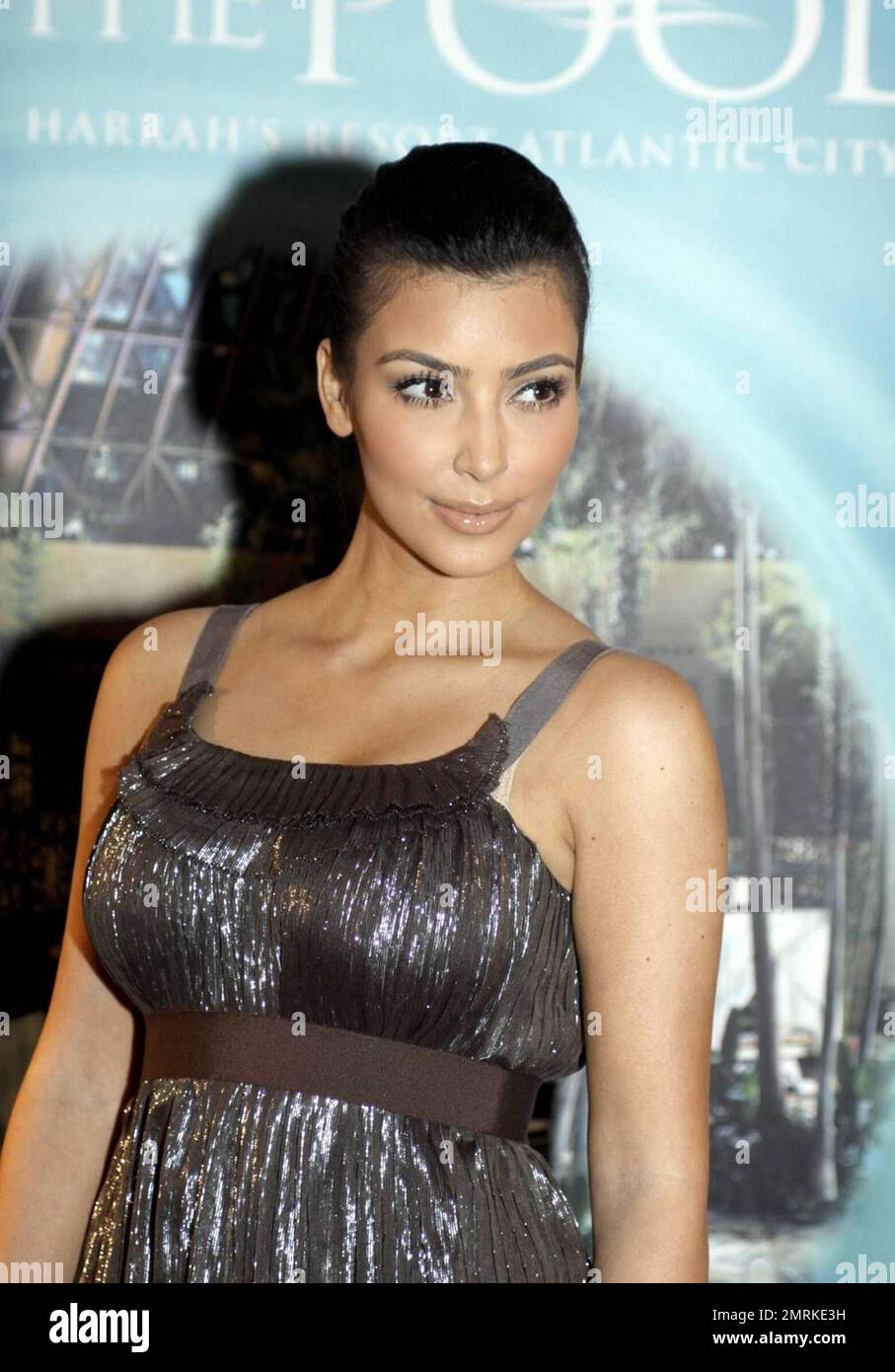 Kim Kardashian hosts an evening at The Pool inside Harrah's Resort and ...