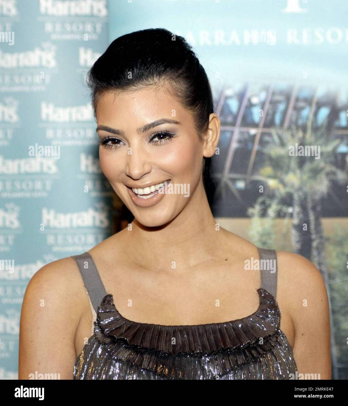 Kim Kardashian hosts an evening at The Pool inside Harrah's Resort and ...