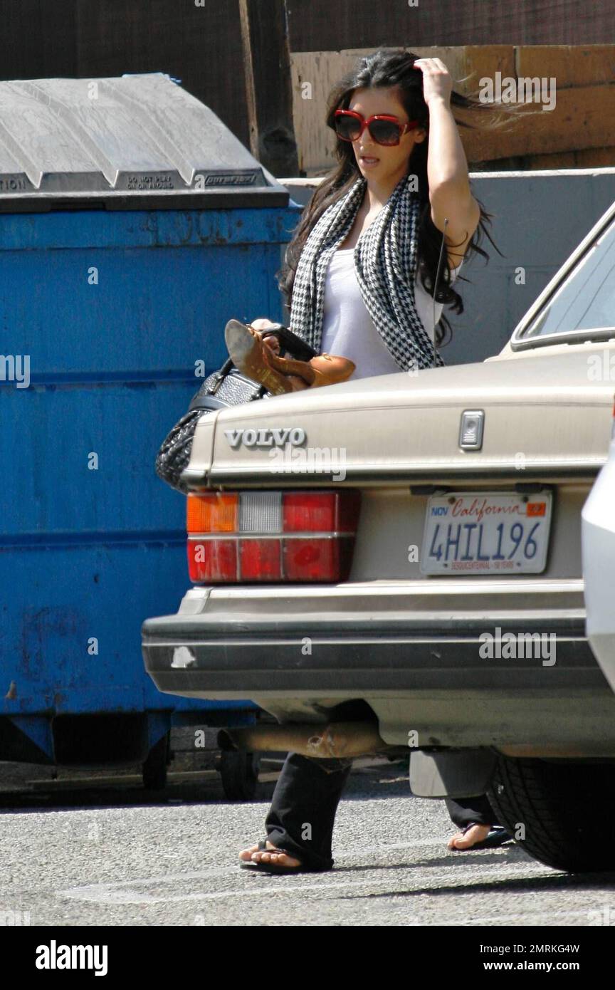 Kim kardashian and dance partner mark ballas leave rehearsal for ...