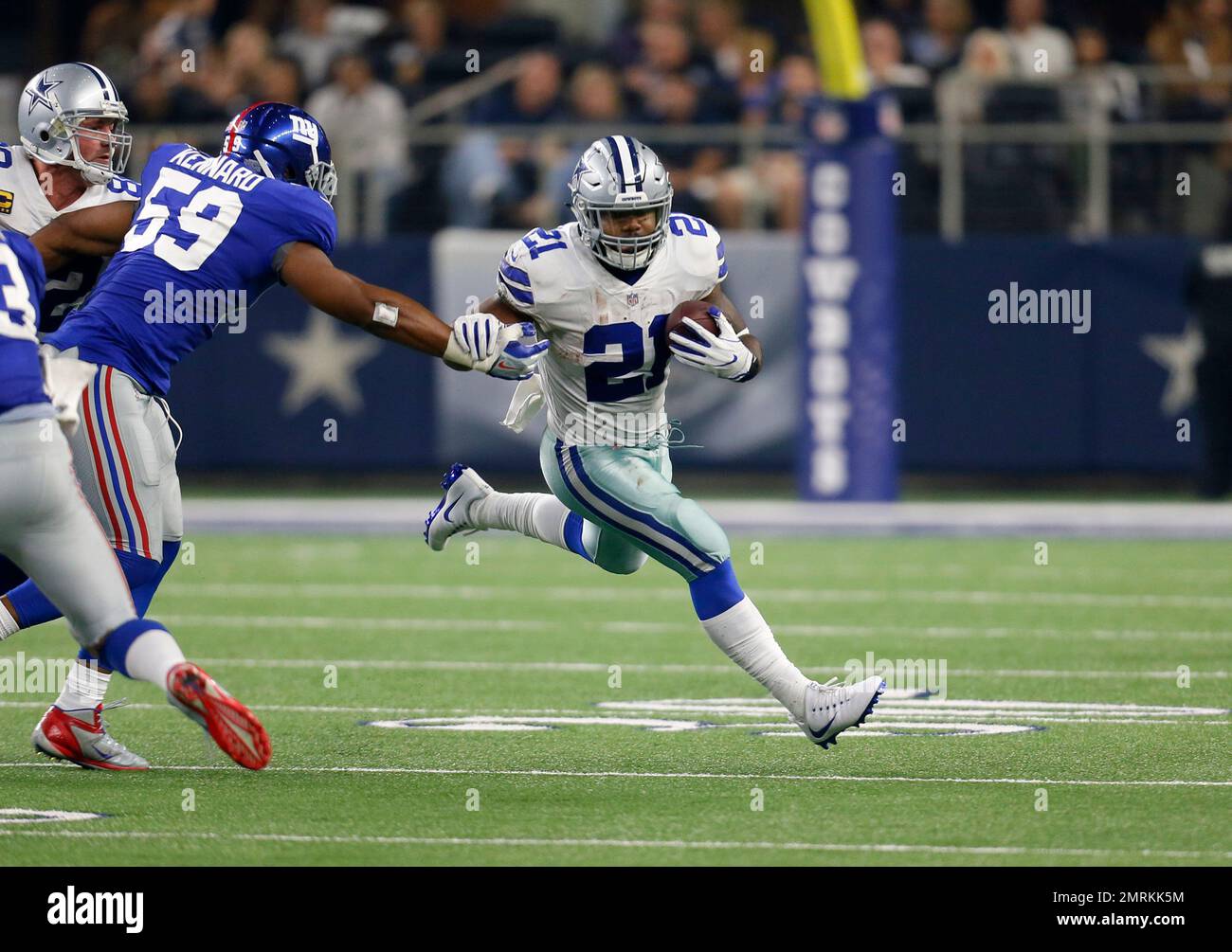 New York Giants linebacker Devon Kennard (59) attempts to stop Dallas ...