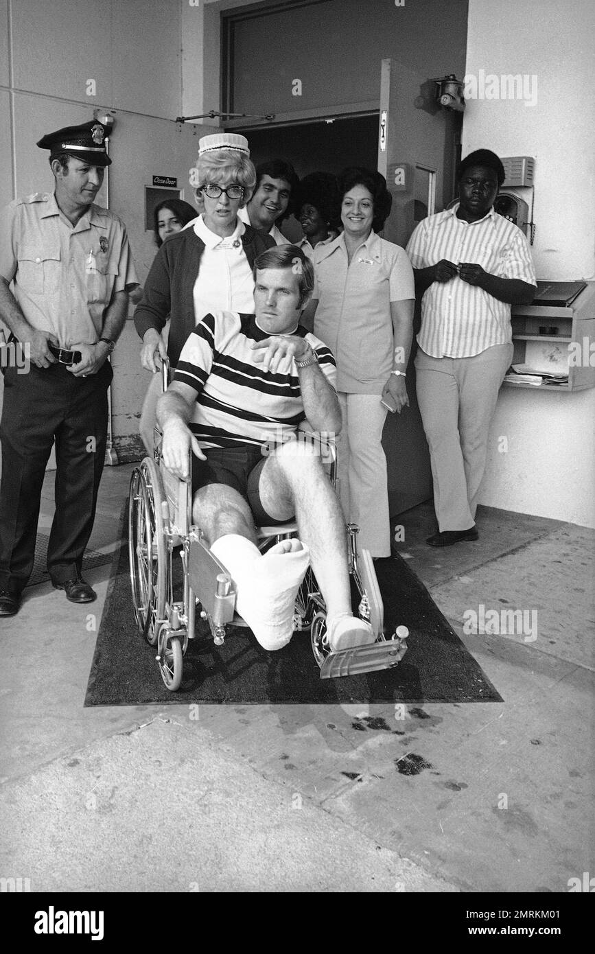 Miami Dolphins' quarterback Bob Griese still calls the play as he ...