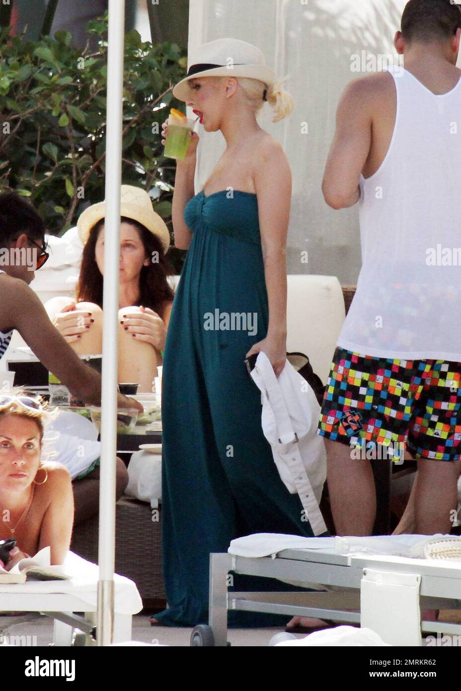 Christina Aguilera joins good pal Simone Harouche poolside at the ...