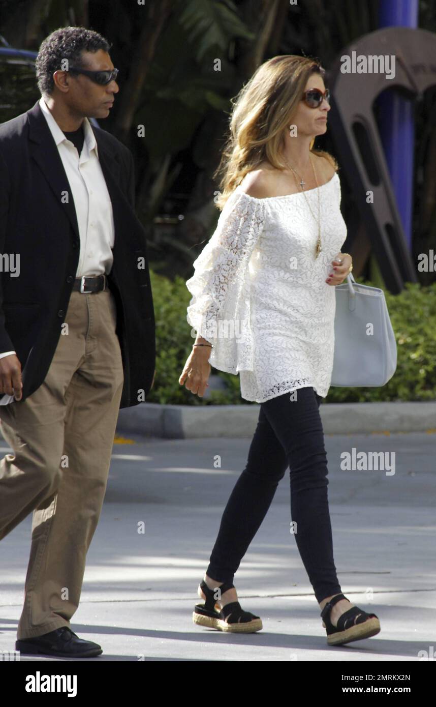 Maria Shriver and sons Patrick and Christopher at the LA Kings vs NJ ...