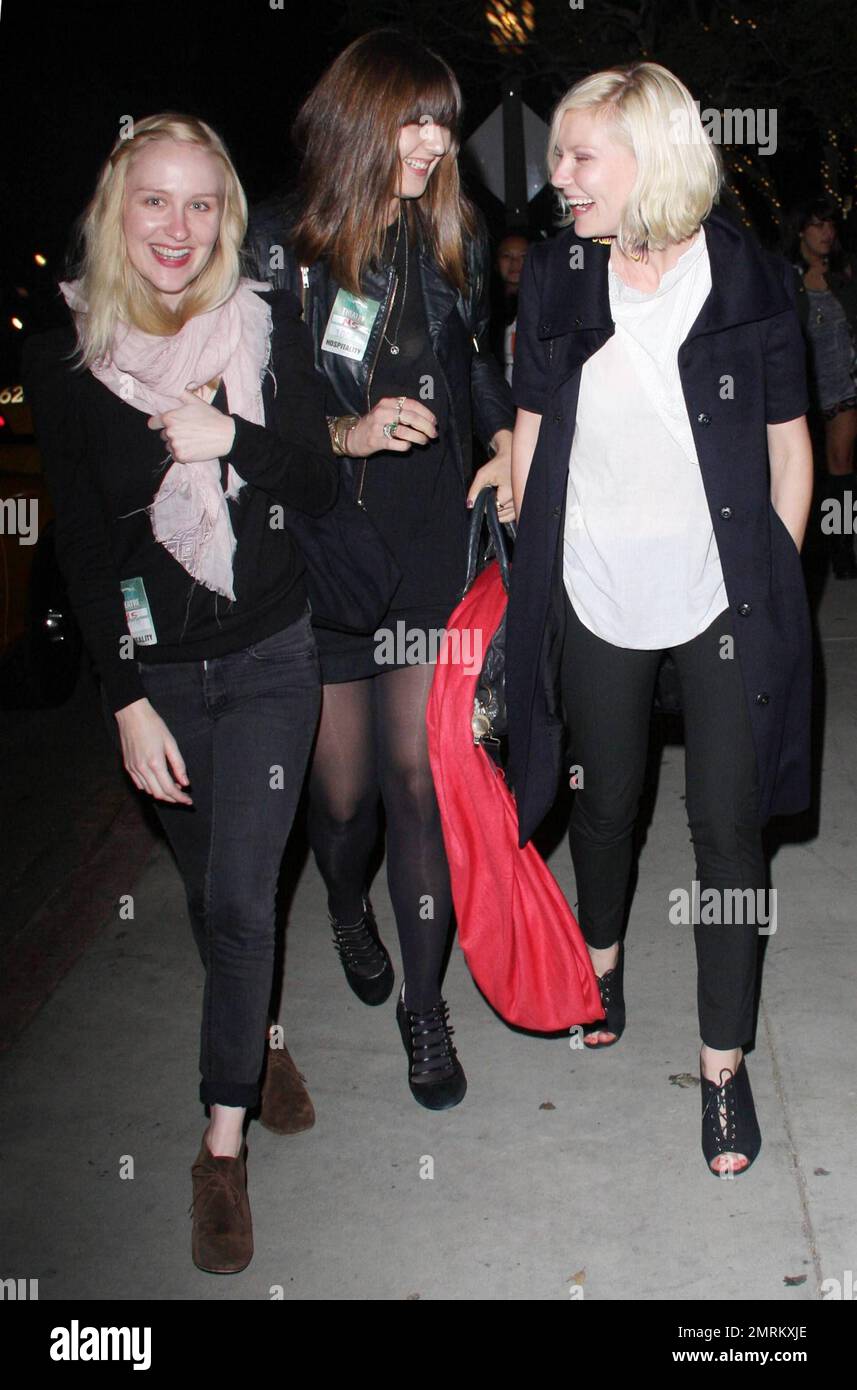 Actress Kirsten Dunst and boyfriend, Rilo Kiley drummer Jason Boesel ...