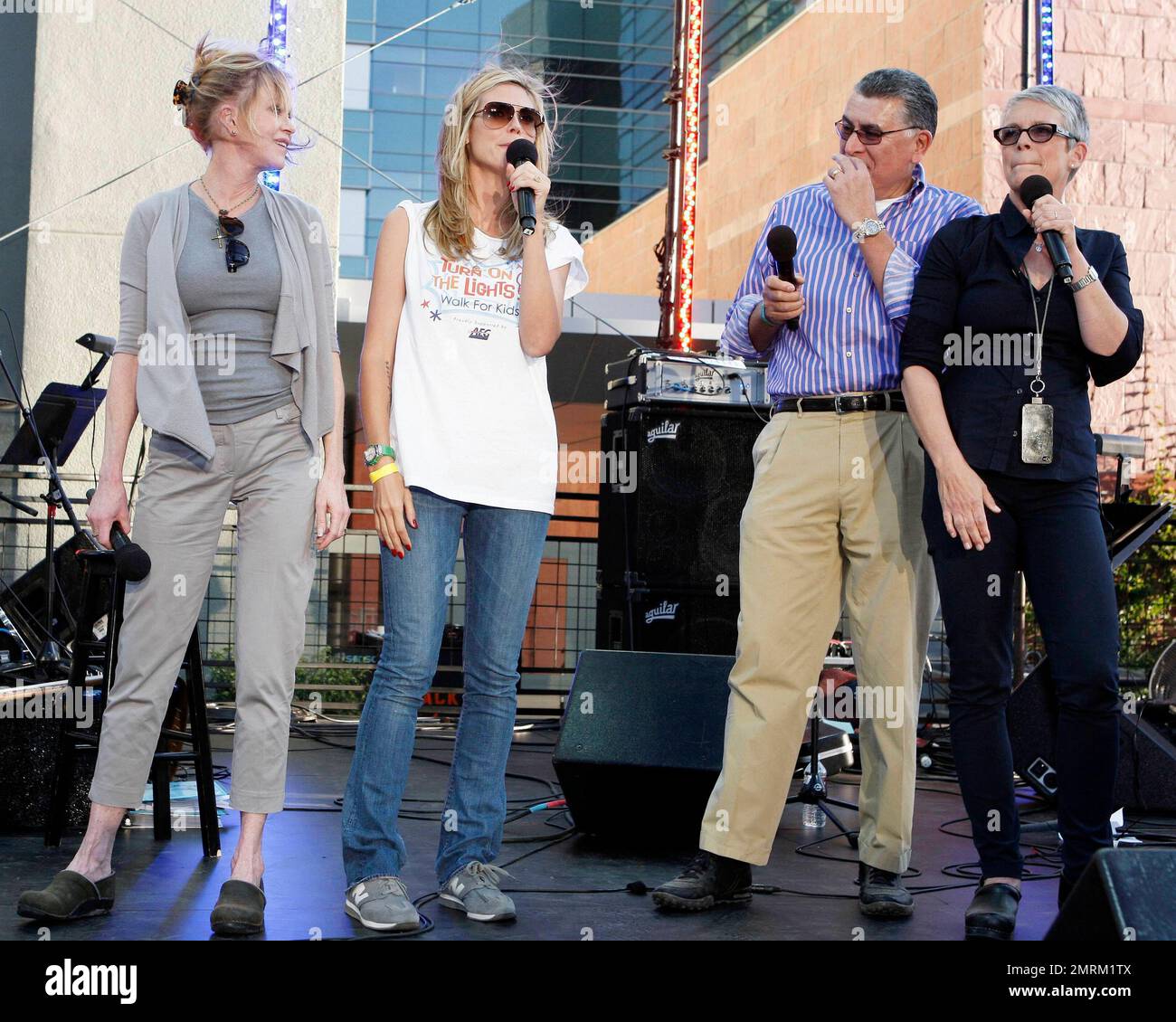 Heidi Klum, Melanie Griffith and Jaime Lee Curtis join forces to ...