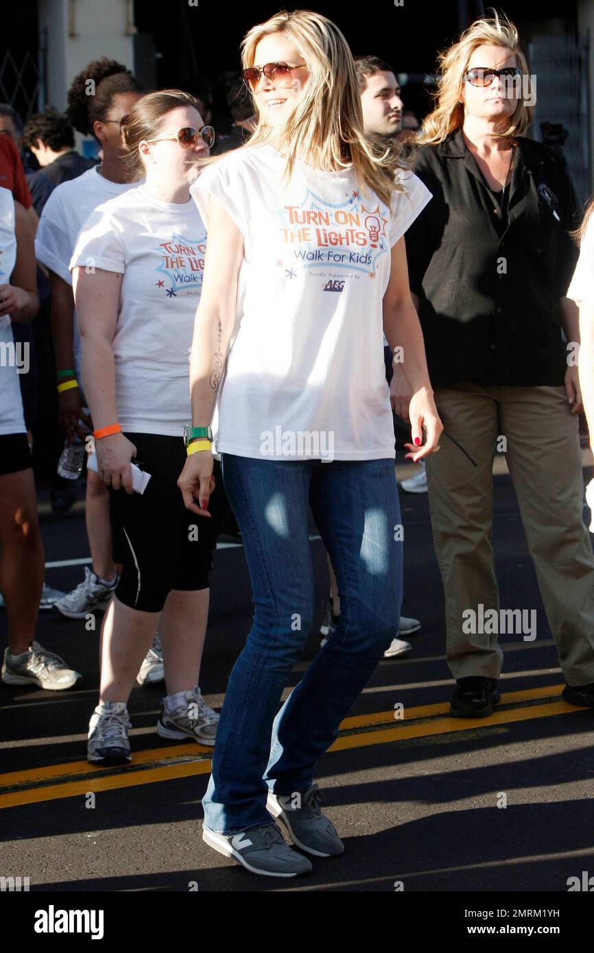 Heidi Klum, Melanie Griffith and Jaime Lee Curtis join forces to ...