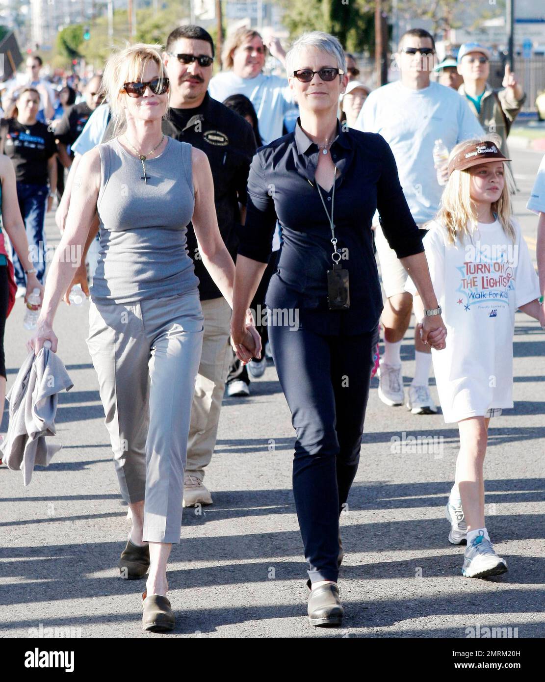 Heidi Klum, Melanie Griffith and Jaime Lee Curtis join forces to ...