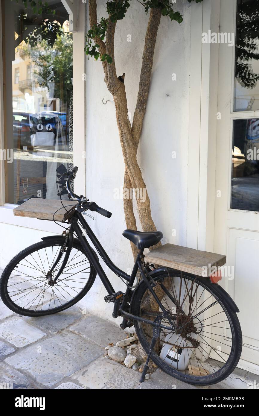 Bike wallpaper hi-res stock photography and images - Alamy