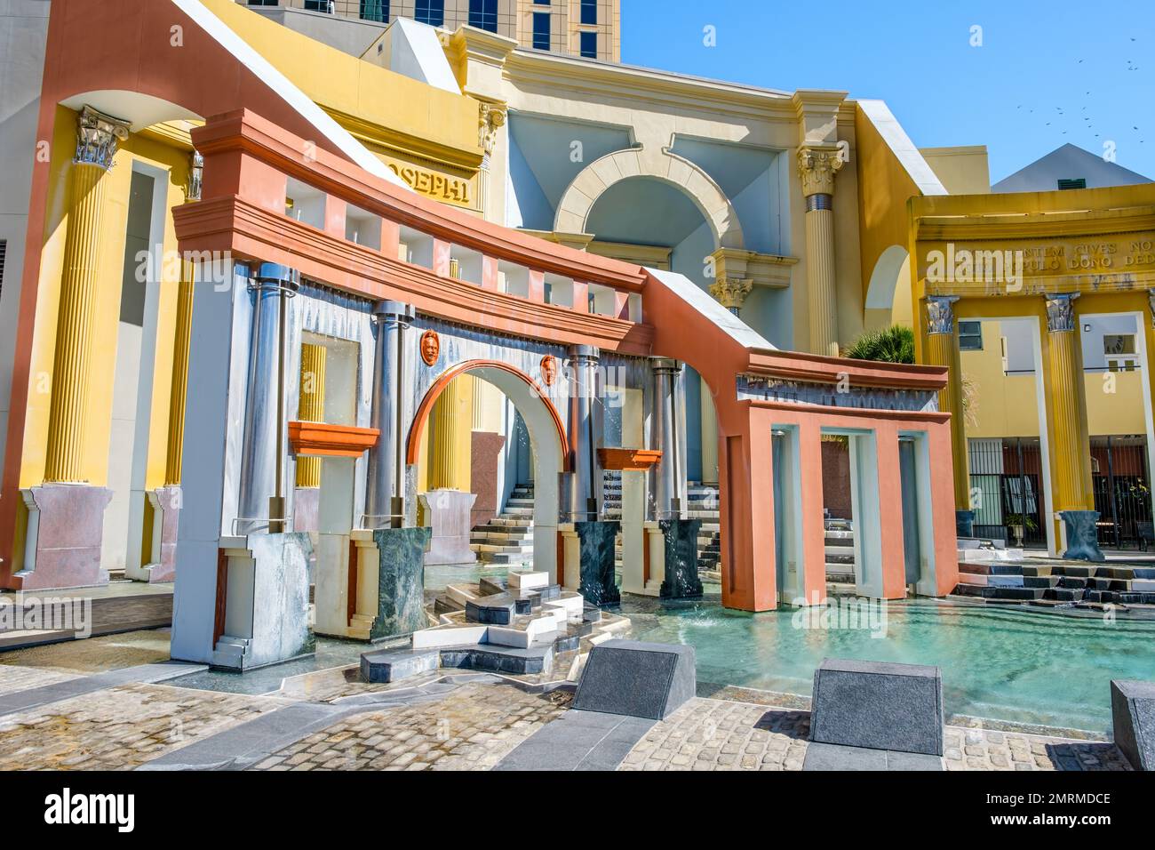 NEW ORLEANS, LA, USA - JANUARY 28, 2023: Sectional view of Piazza d ...