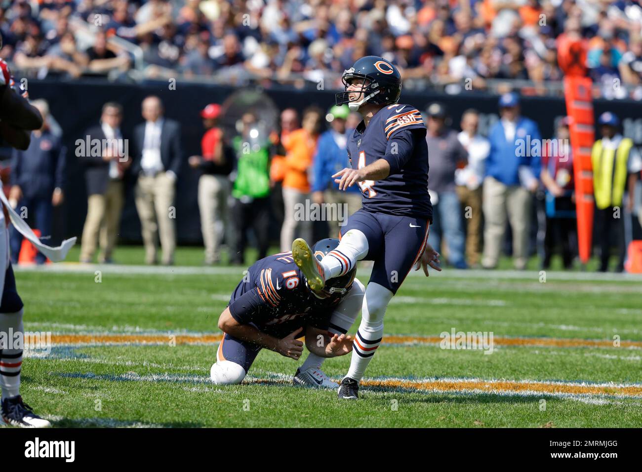 Chicago Bears kicker Connor Barth (4) kicks a field goal during the ...