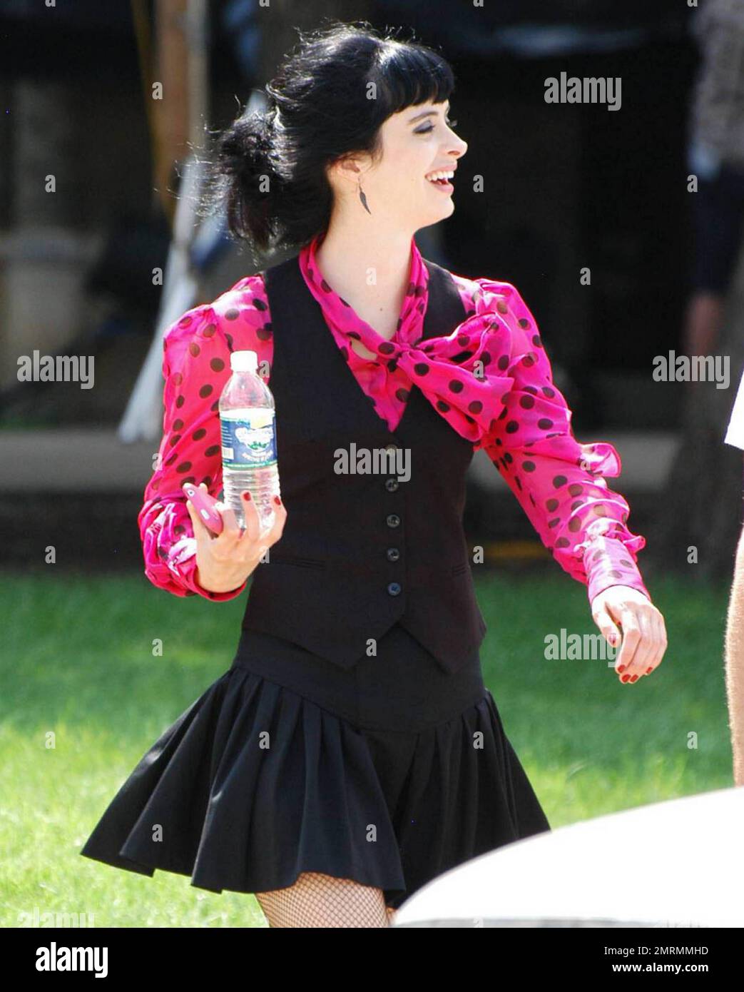 EXCLUSIVE!! Actress Krysten Ritter looks cute in her costume on the ...