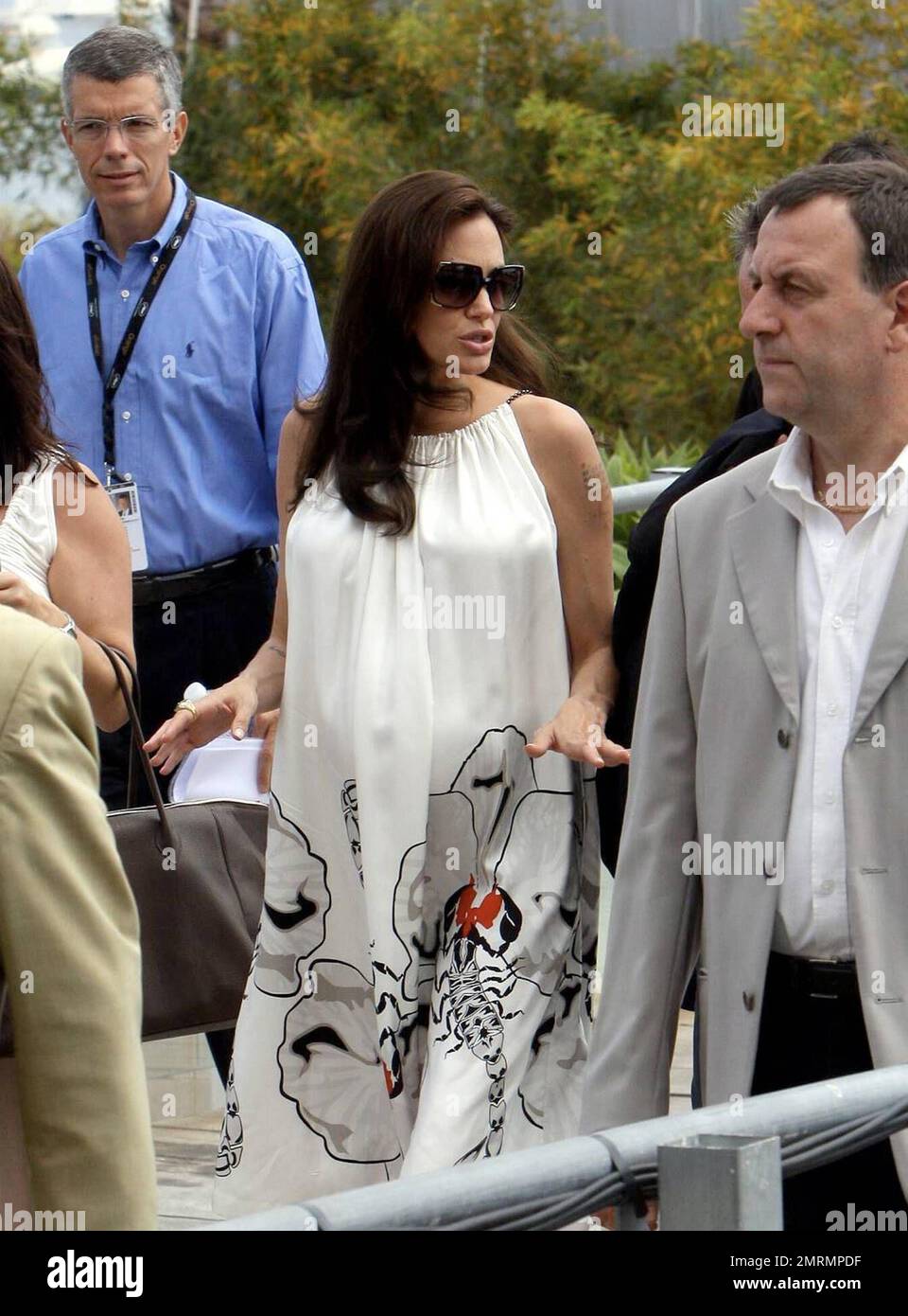 A very pregnant Angelina Jolie attends the photocall for "Kung Fu Panda ...