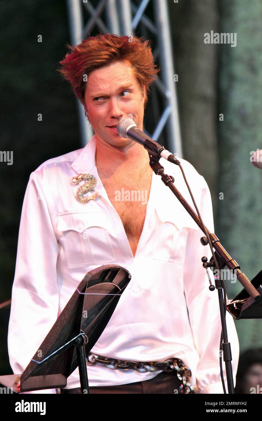 Award-winning singer Kylie Minogue performs live in concert with Rufus ...