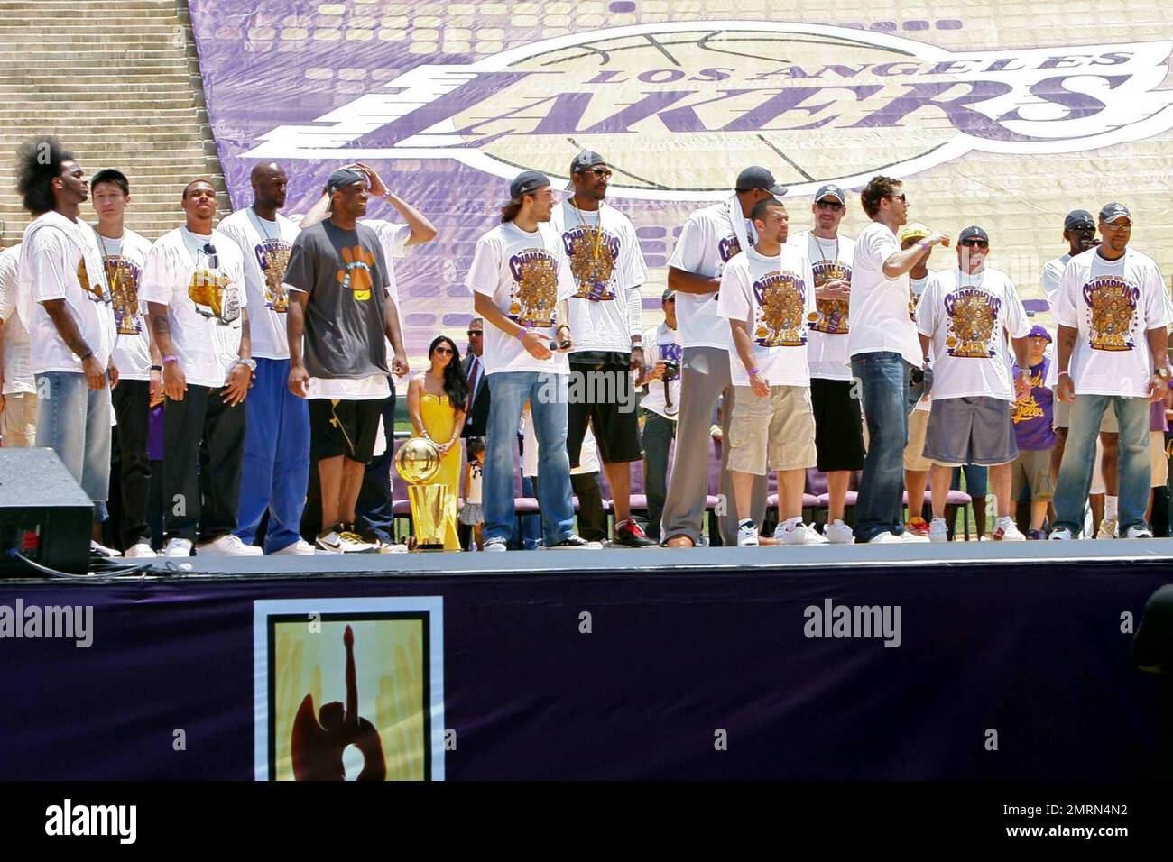 The Los Angeles Lakers celebrate their NBA Championship with a parade ...