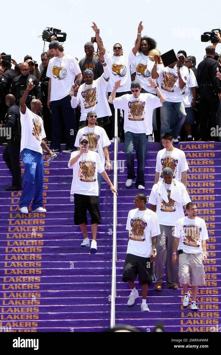 The Los Angeles Lakers celebrate their NBA Championship with a parade ...