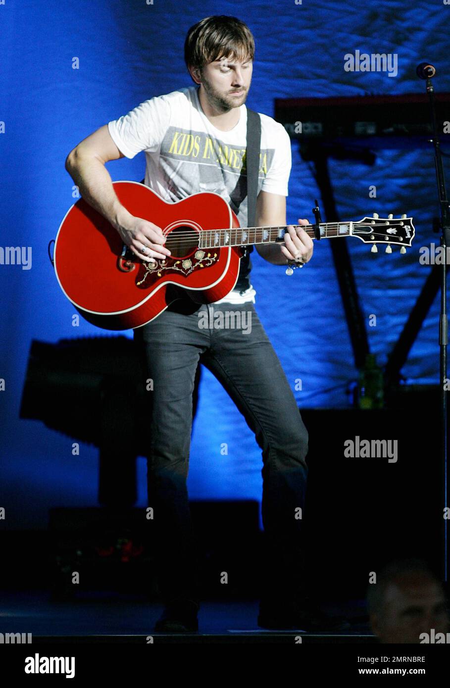 Dave Haywood of Lady Antebellum performs live at Cruzan Amphitheatre ...