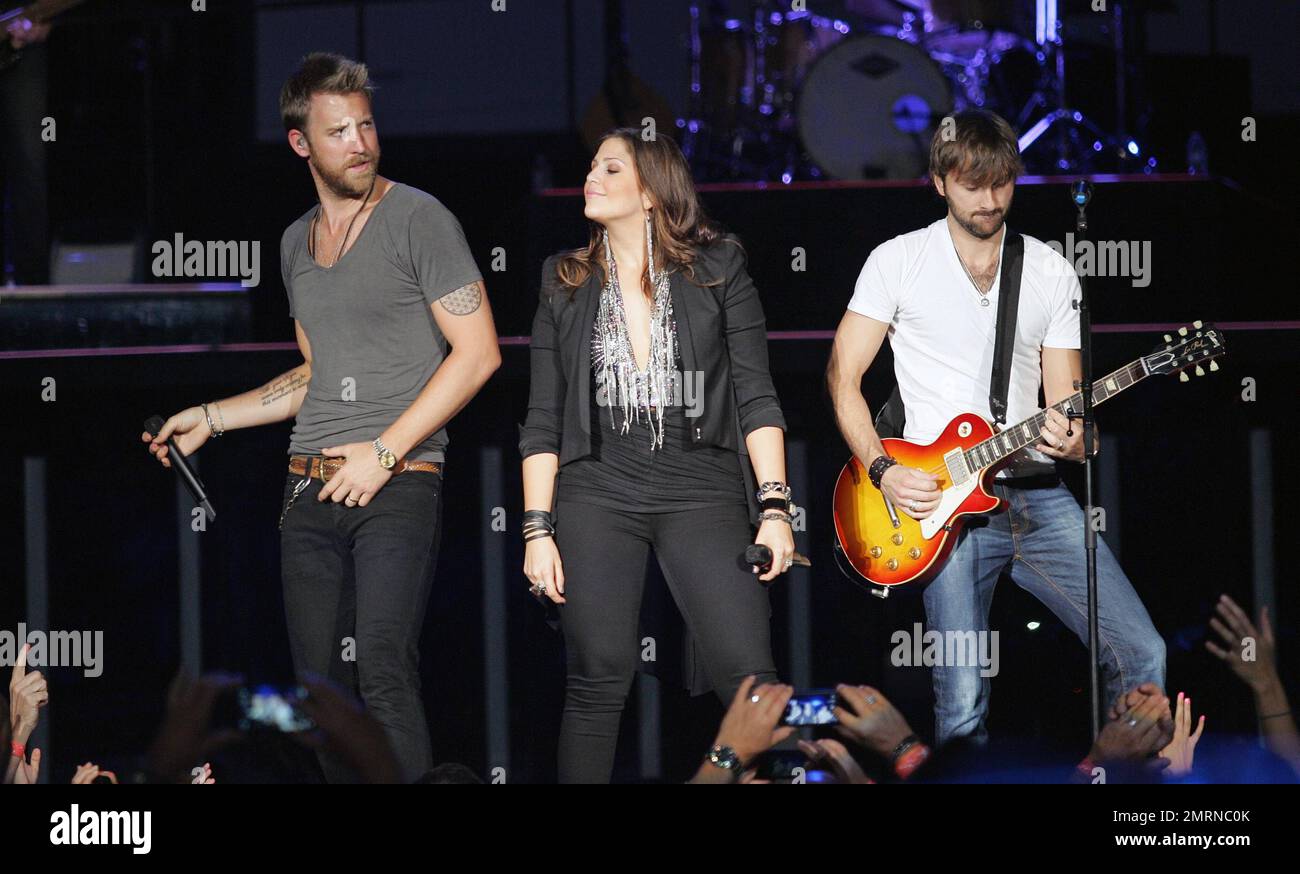 Charles Kelley, Hillary Scott and Dave Haywood of 'Lady Antebellum ...