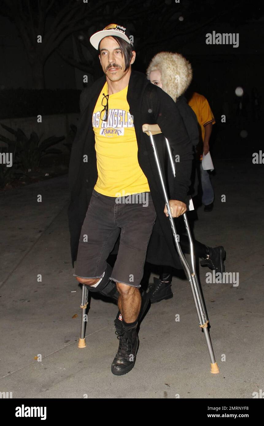 Anthony Keidis arrives in crutches at the Staples Center for the Lakers ...