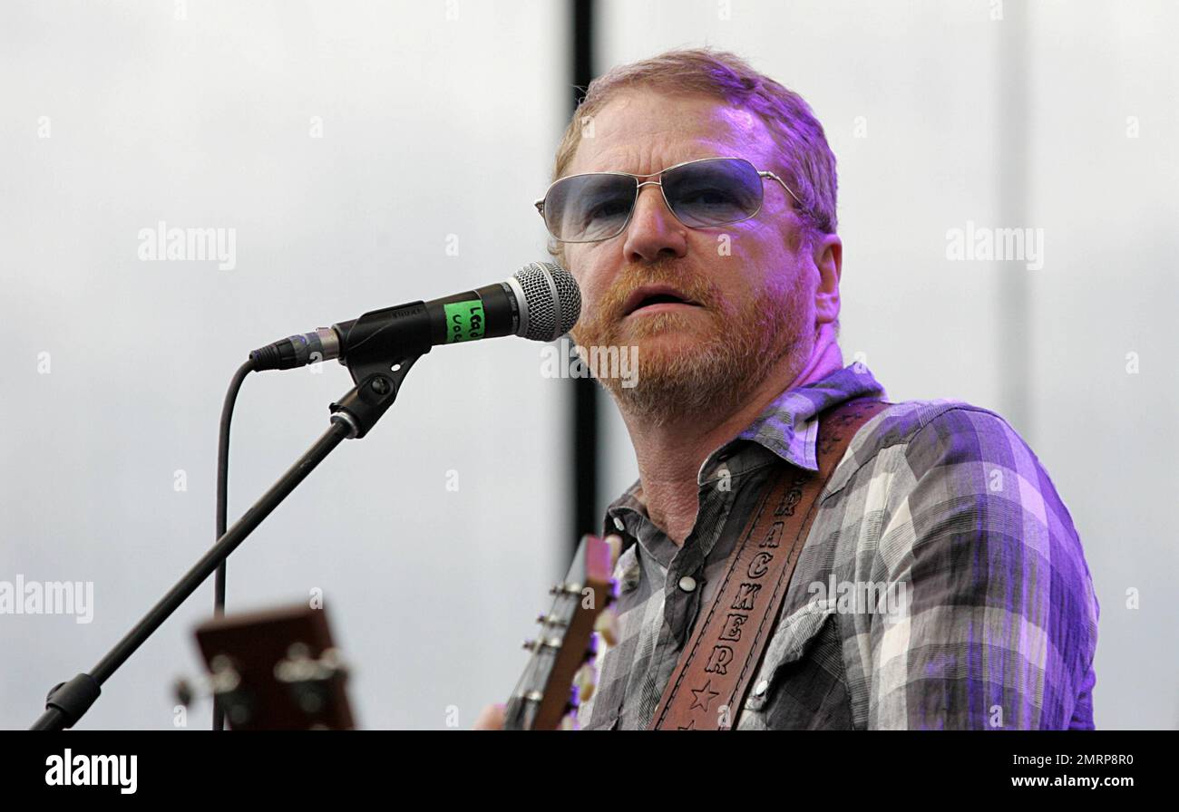 David Lowery of 'Cracker' performs live in concert as part of the Last ...