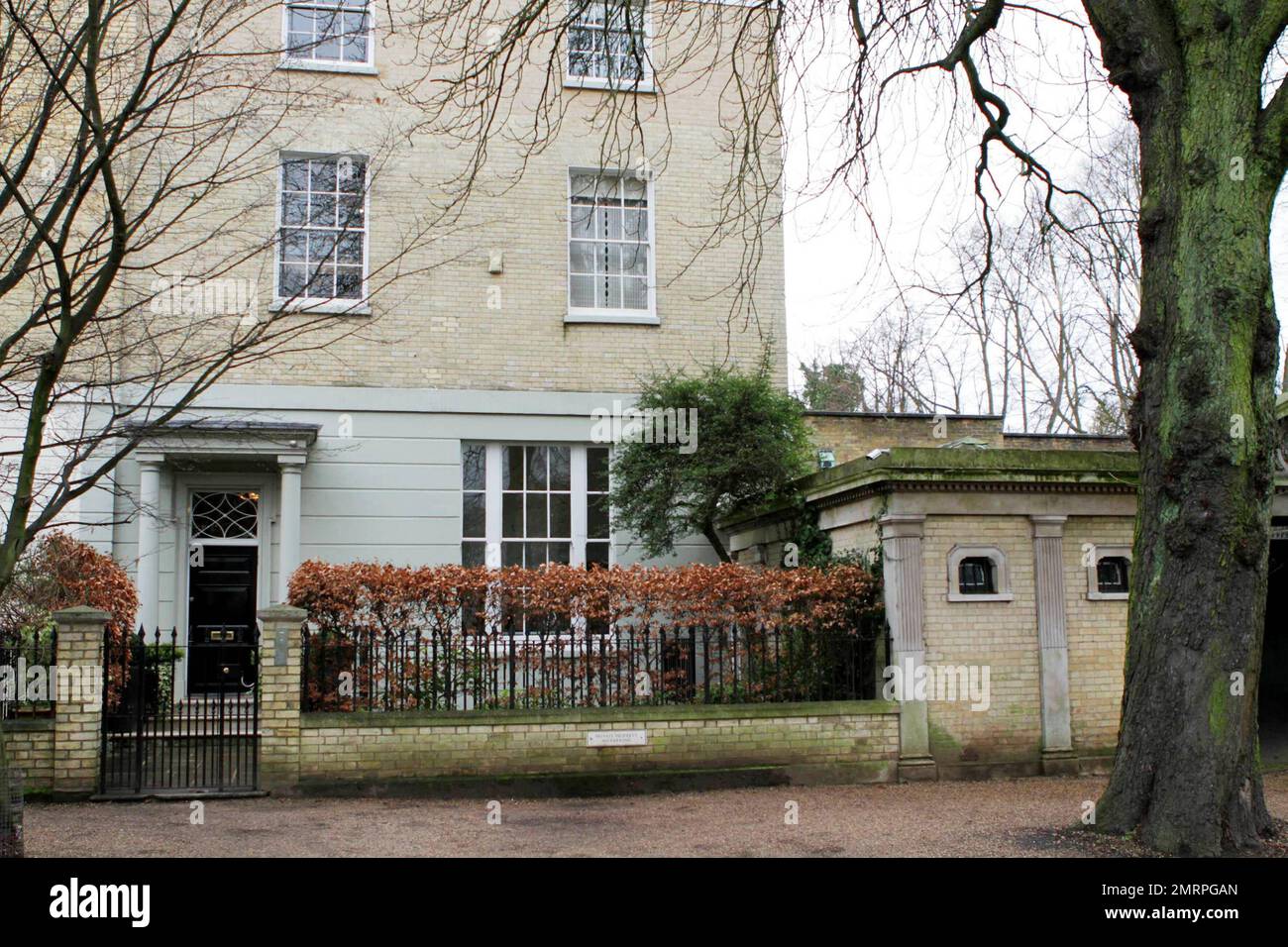 Exterior views of the elegant and charming Highgate mansion that acting ...