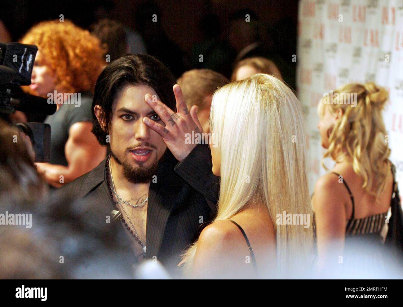 Jane's Addiction Guitarist Dave Navarro and model Nicole Bennett greet ...
