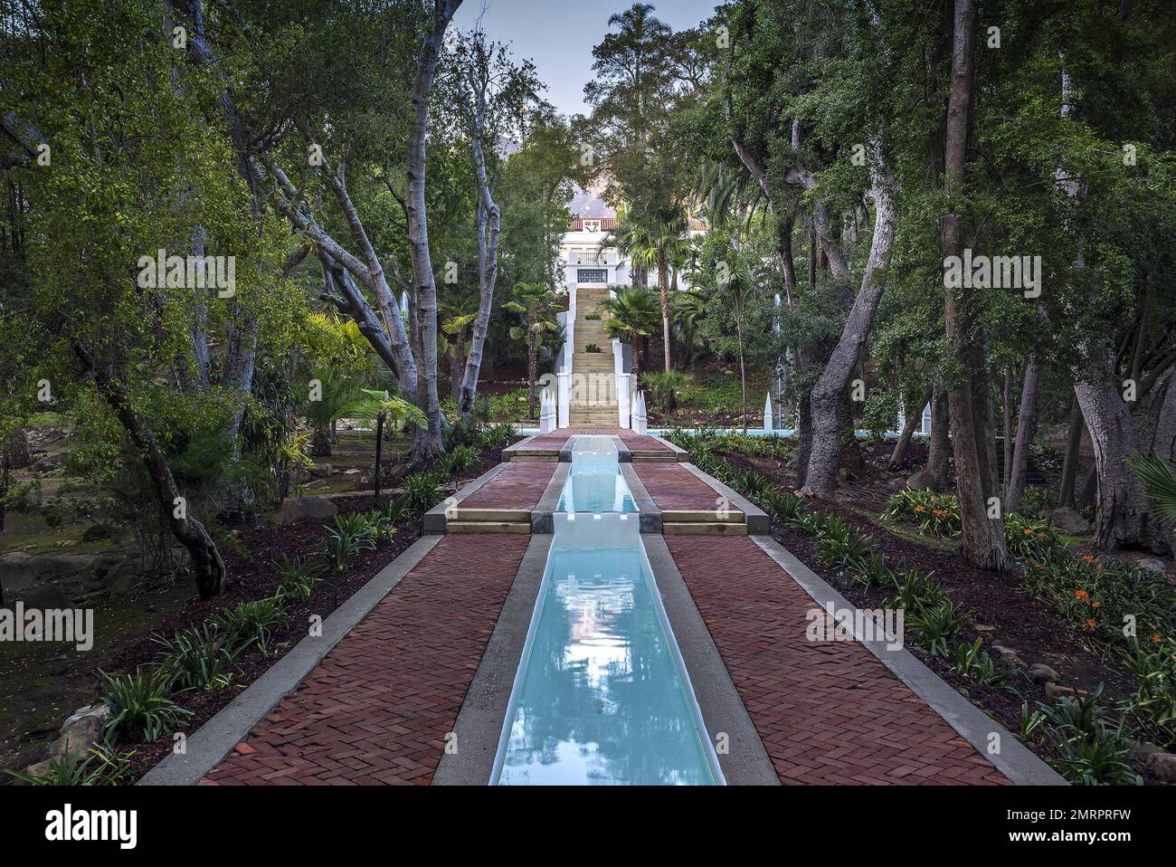 EXCLUSIVE!! The legendary home featured in the wedding scene of the ...