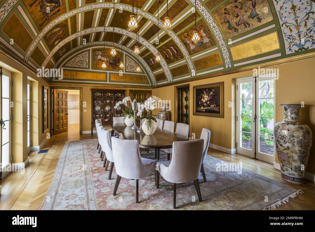 EXCLUSIVE!! The legendary home featured in the wedding scene of the ...