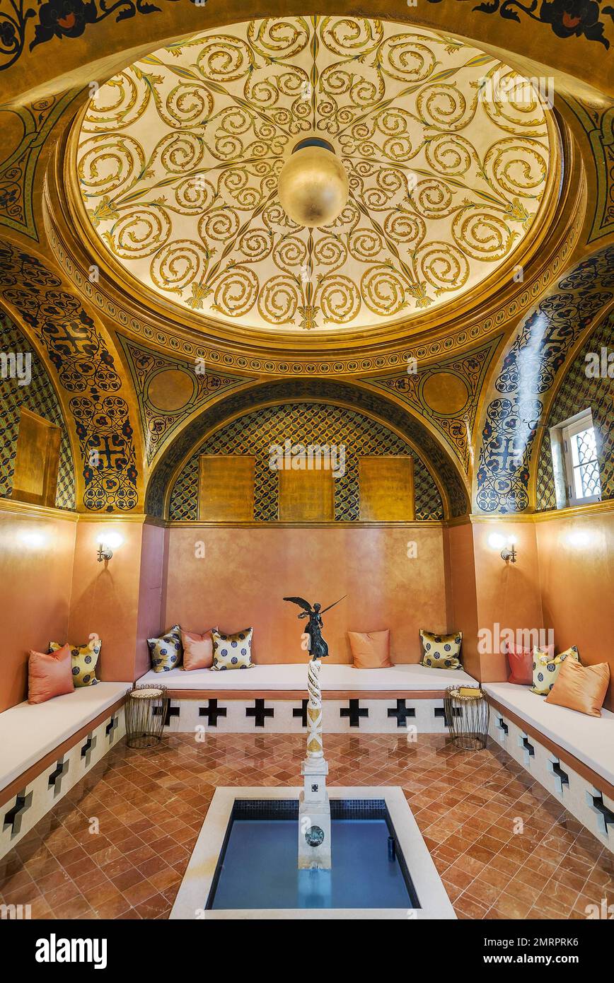 EXCLUSIVE!! The legendary home featured in the wedding scene of the ...