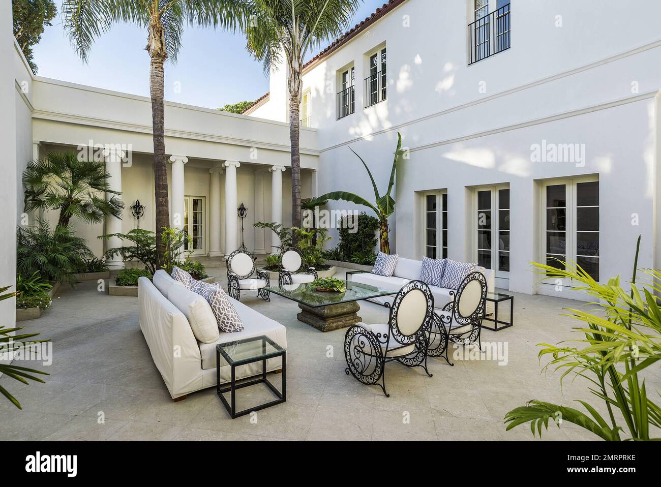 EXCLUSIVE!! The legendary home featured in the wedding scene of the ...