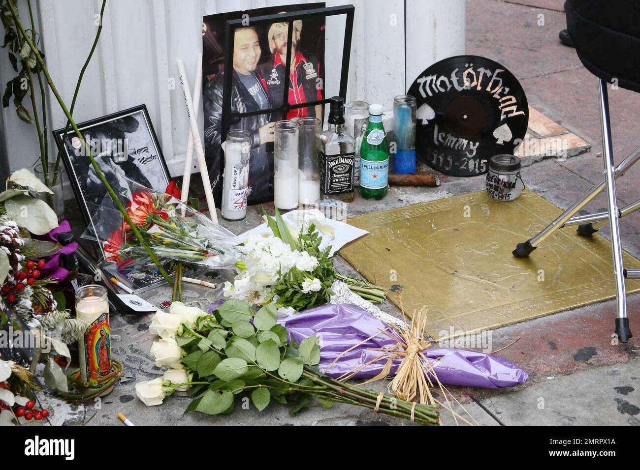Fans turned out to honor Lemmy Kilmister of Motorhead during his ...
