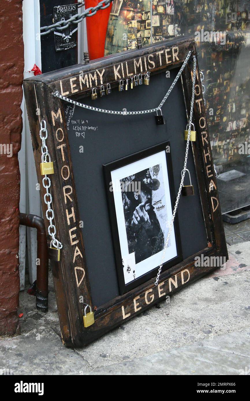 Fans turned out to honor Lemmy Kilmister of Motorhead during his ...