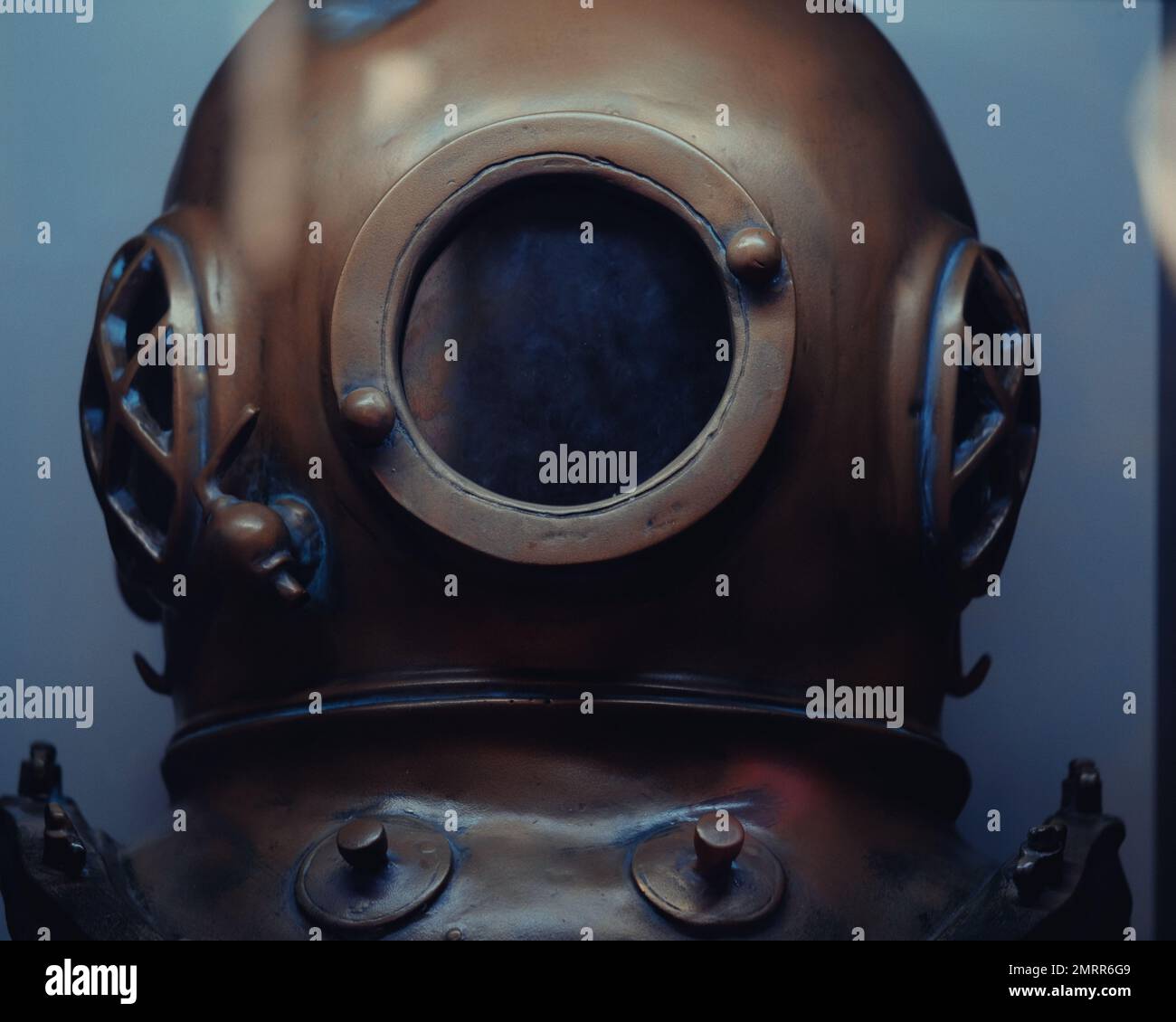 A vintage metal diving helmet Stock Photo - Alamy