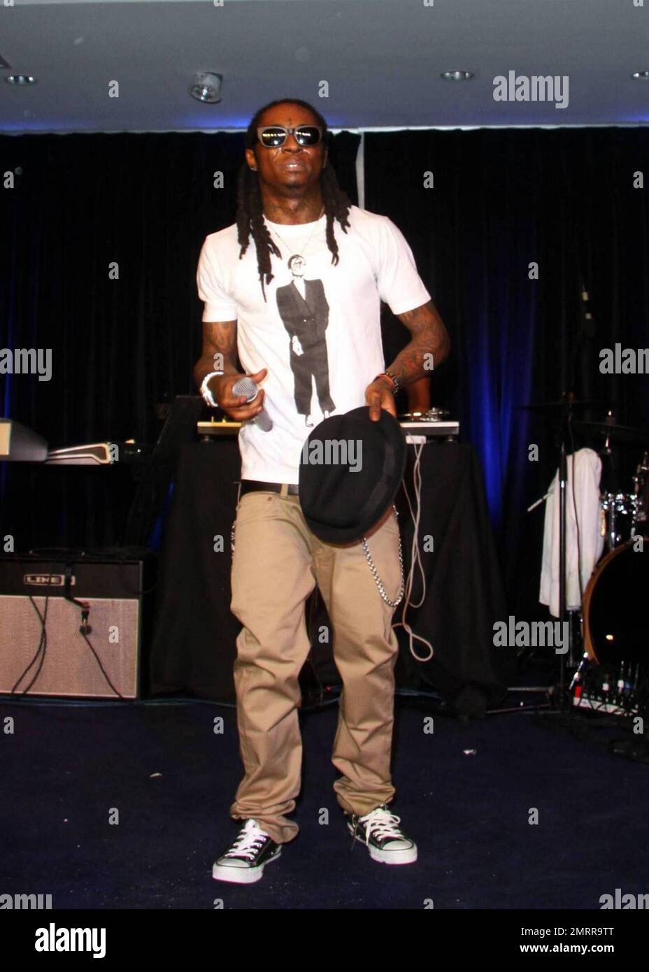 Lil' Wayne performs at the 14th annual 'The Blacks' Annual Gala 2009 at ...