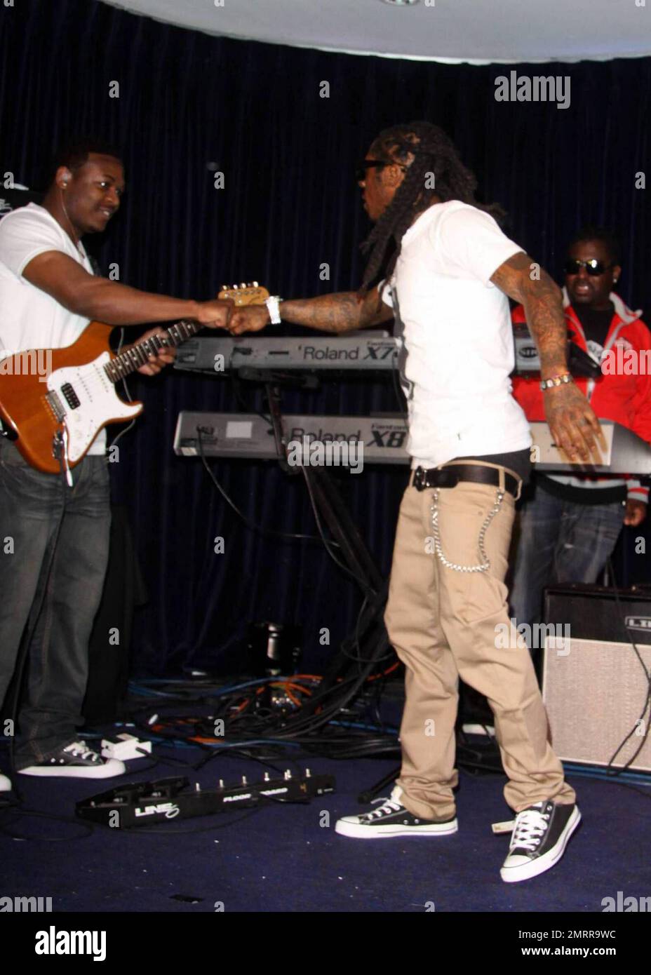 Lil' Wayne performs at the 14th annual 'The Blacks' Annual Gala 2009 at ...