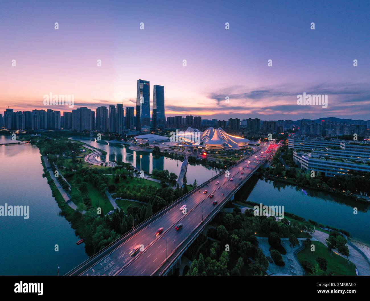 Mei sihu bridge hi-res stock photography and images - Alamy