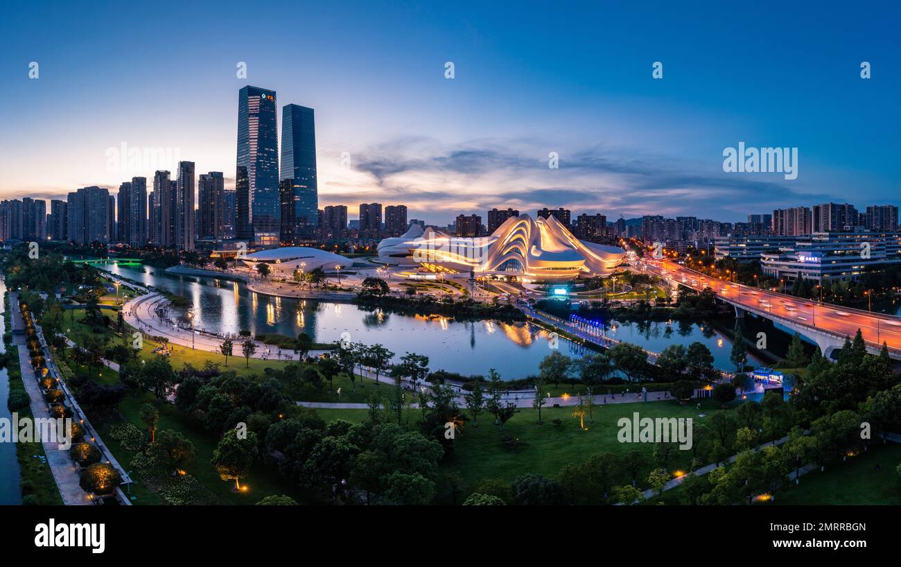 Mei sihu bridge hi-res stock photography and images - Alamy