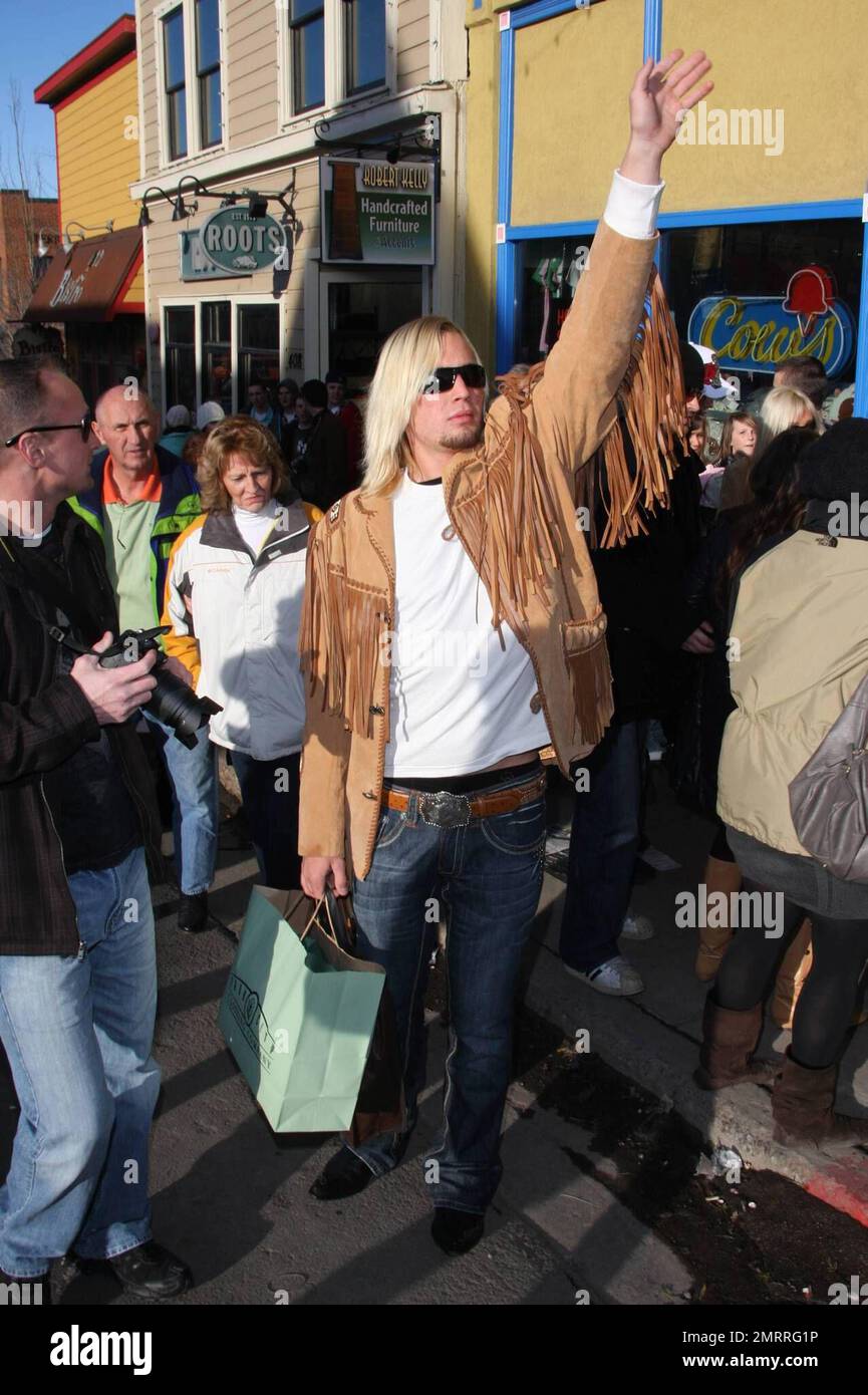 Linda hogan and charlie hill hi-res stock photography and images - Alamy