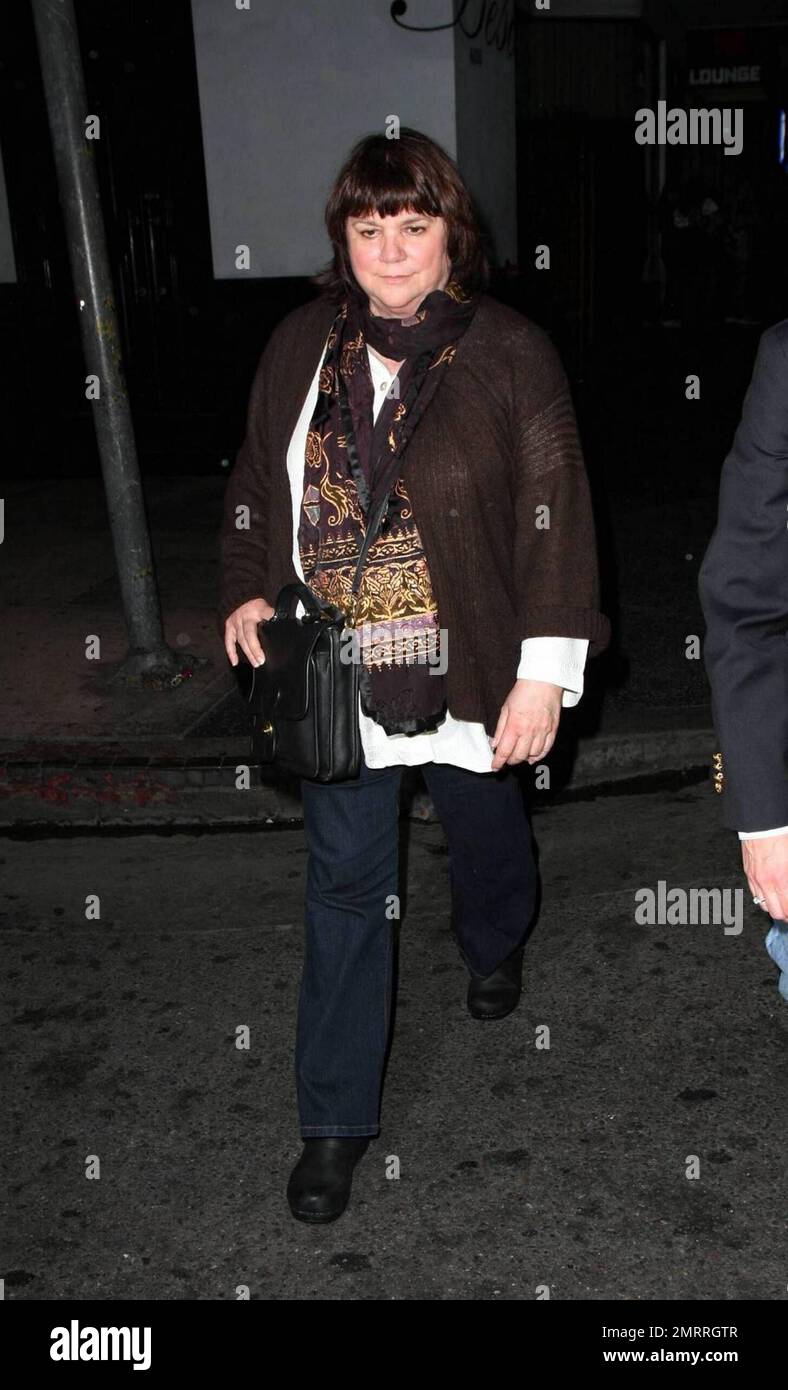 A matronly looking Linda Ronstadt leaving Beso, LA, CA, 05/12/09 Stock ...