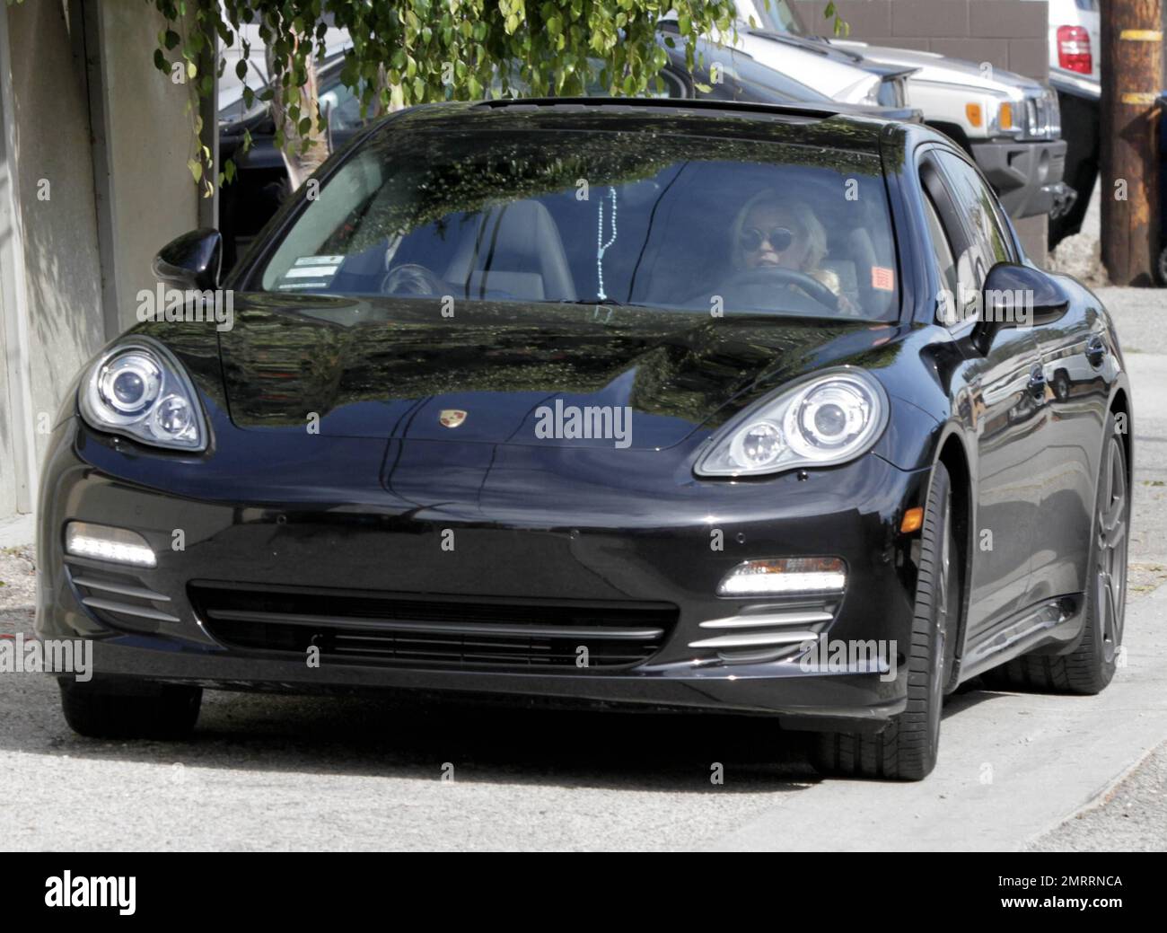 EXCLUSIVE!! - Actress Lindsay Lohan and her sister Ali Lohan were seen ...