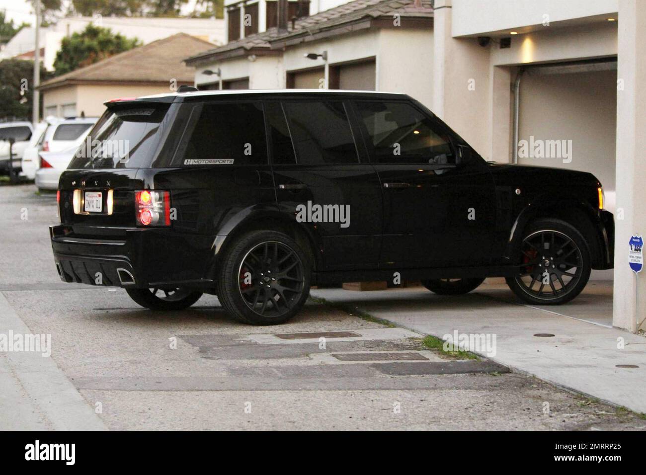 EXCLUSIVE!! Actress Lindsay Lohan leaves her new apartment, which is ...