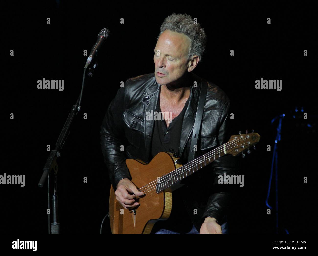 Former Fleetwood Mac lead singer Lindsey Buckingham performs live in ...