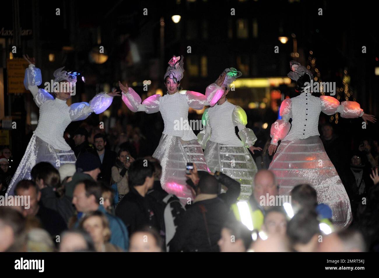 English model and television personality Lisa Snowdon shows off her ...