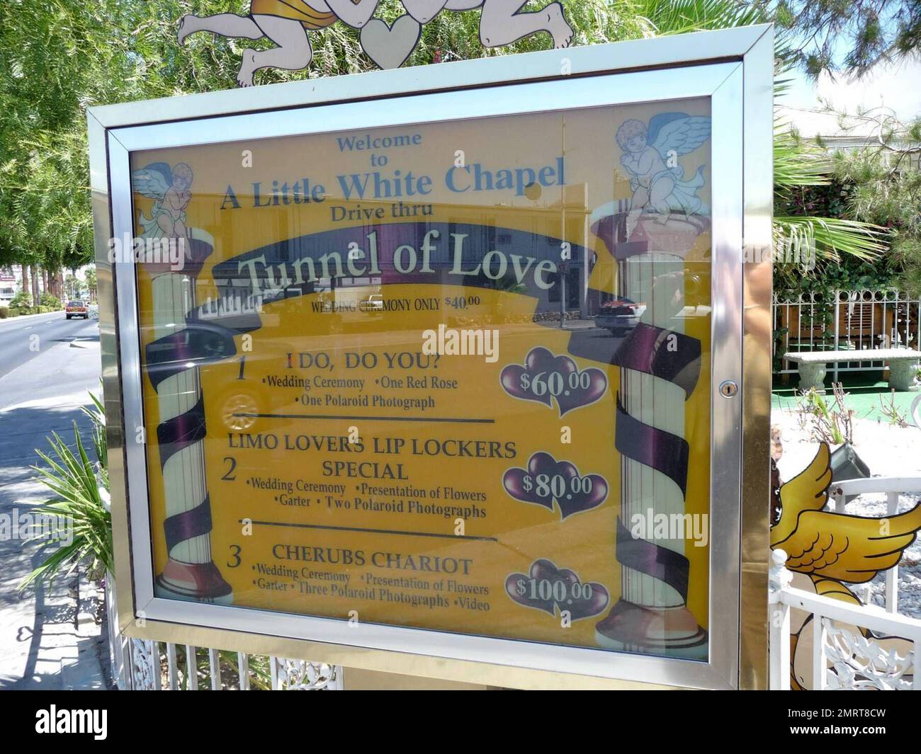 Exclusive!! The Little White Weddding Chapel in Las Vegas has played ...
