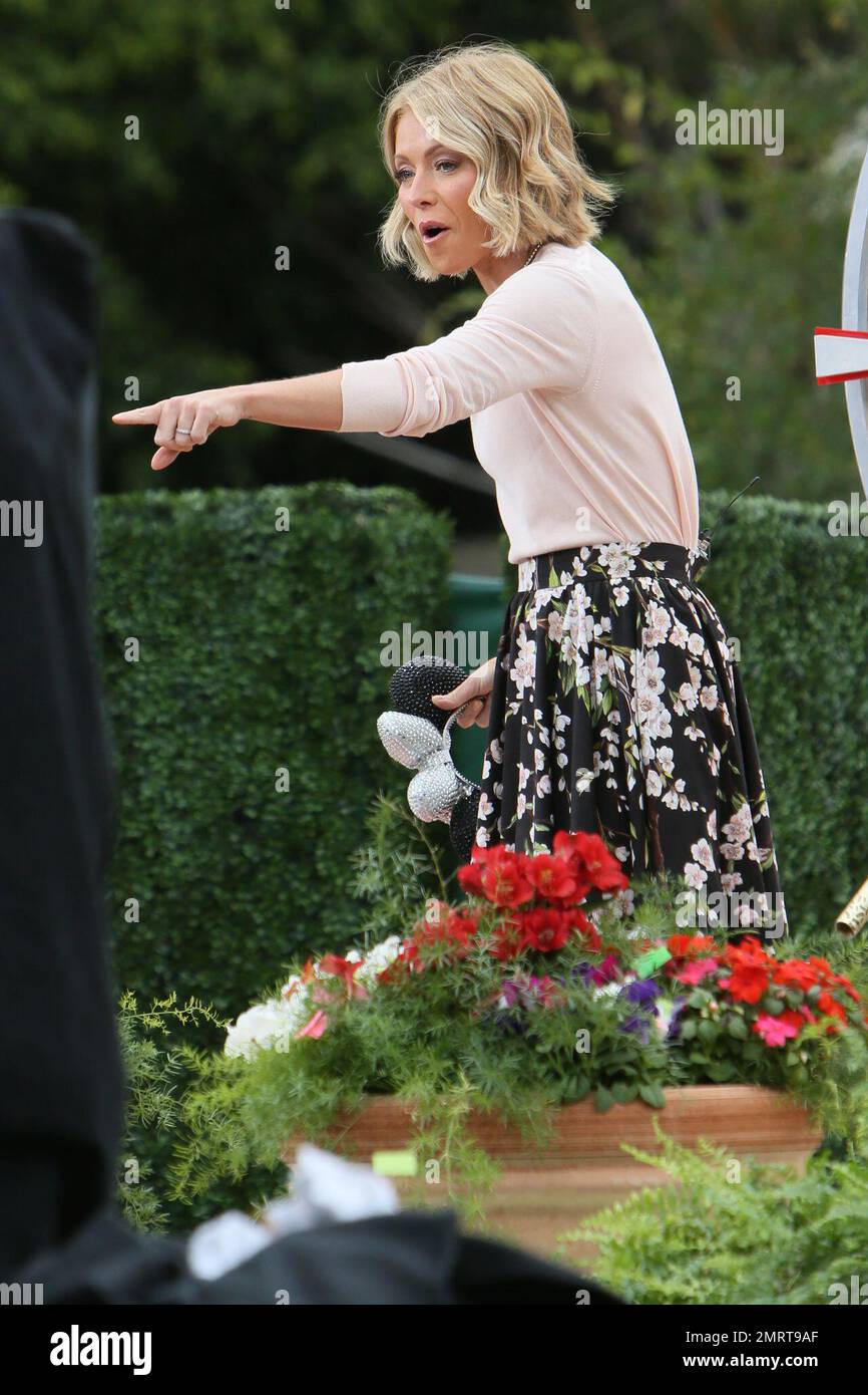 Kelly Ripa and Michael Strahan shoot their television show Live! with ...