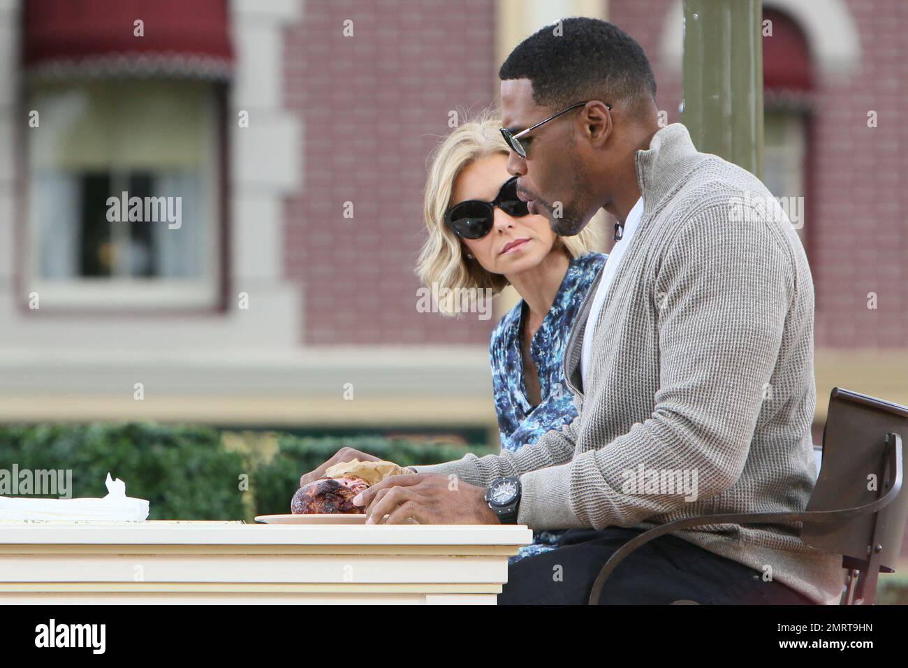 Kelly Rippa and Michael Strahan shoot their show at Disneyland. Los ...