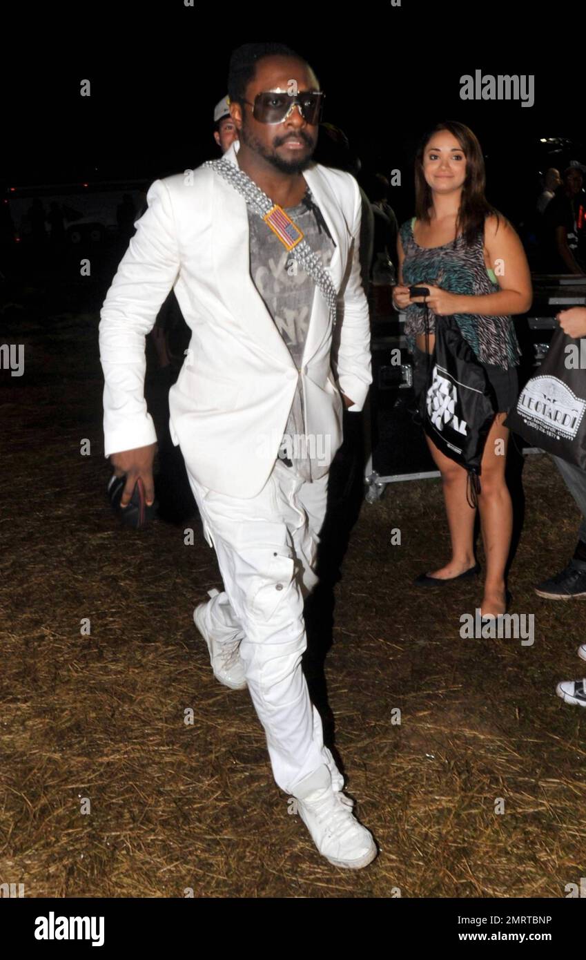 Will.i.am and apl.de.ap from the Black Eyed Peas and Redfoo and Sky Blu ...