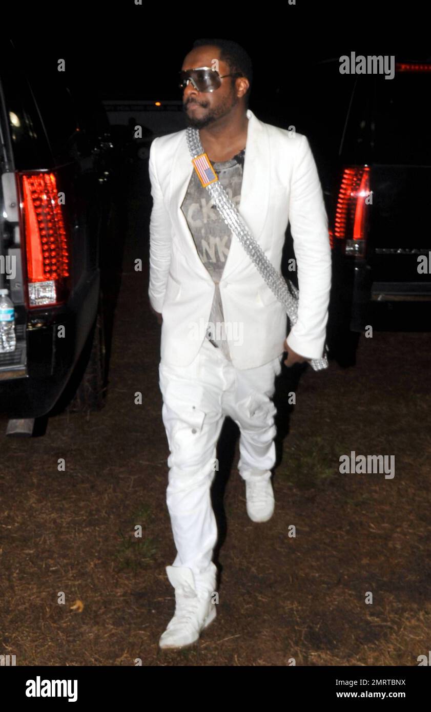 Will.i.am and apl.de.ap from the Black Eyed Peas and Redfoo and Sky Blu ...