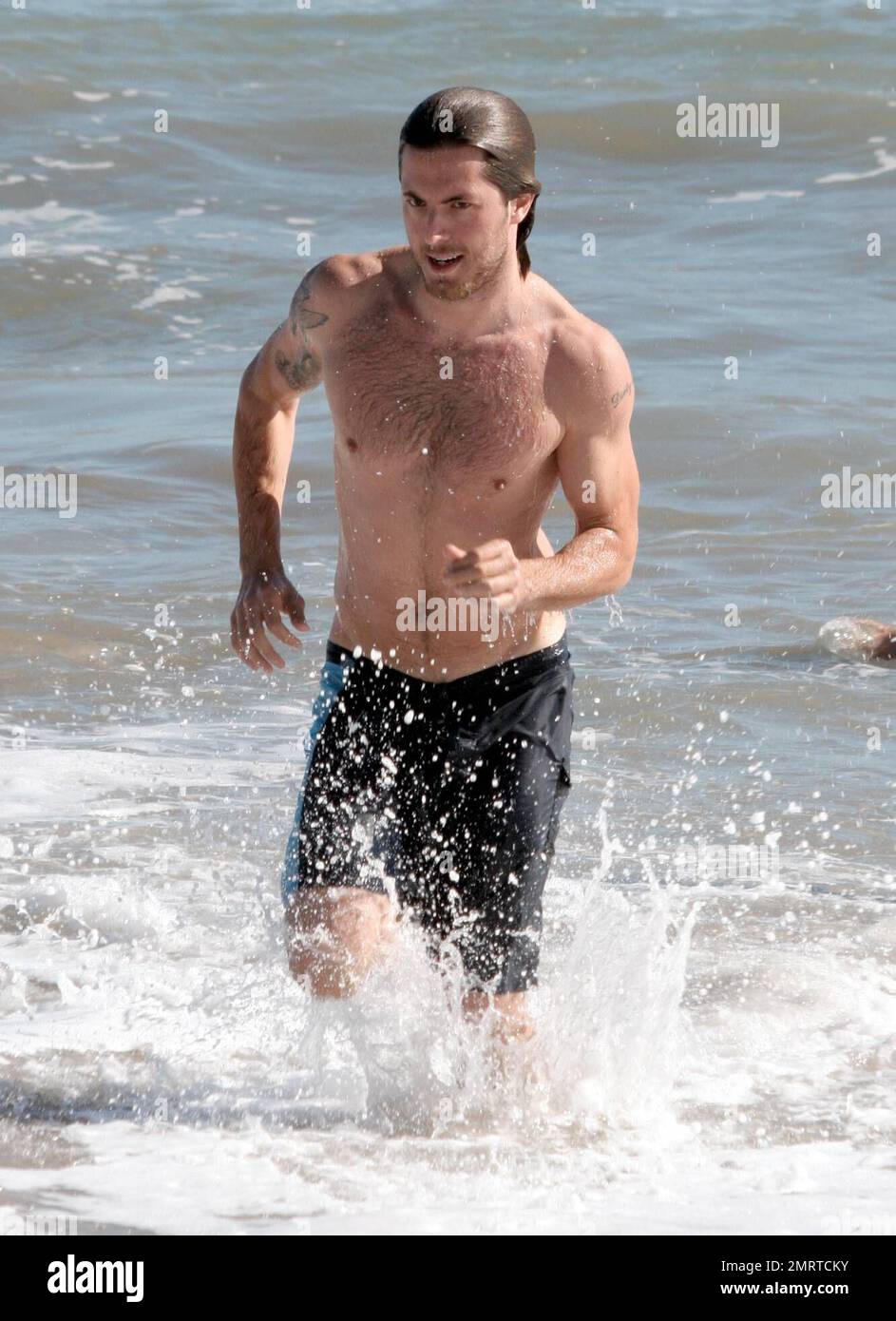 Lindsay Lohan shows that her romance with Harry Morton is still strong ...